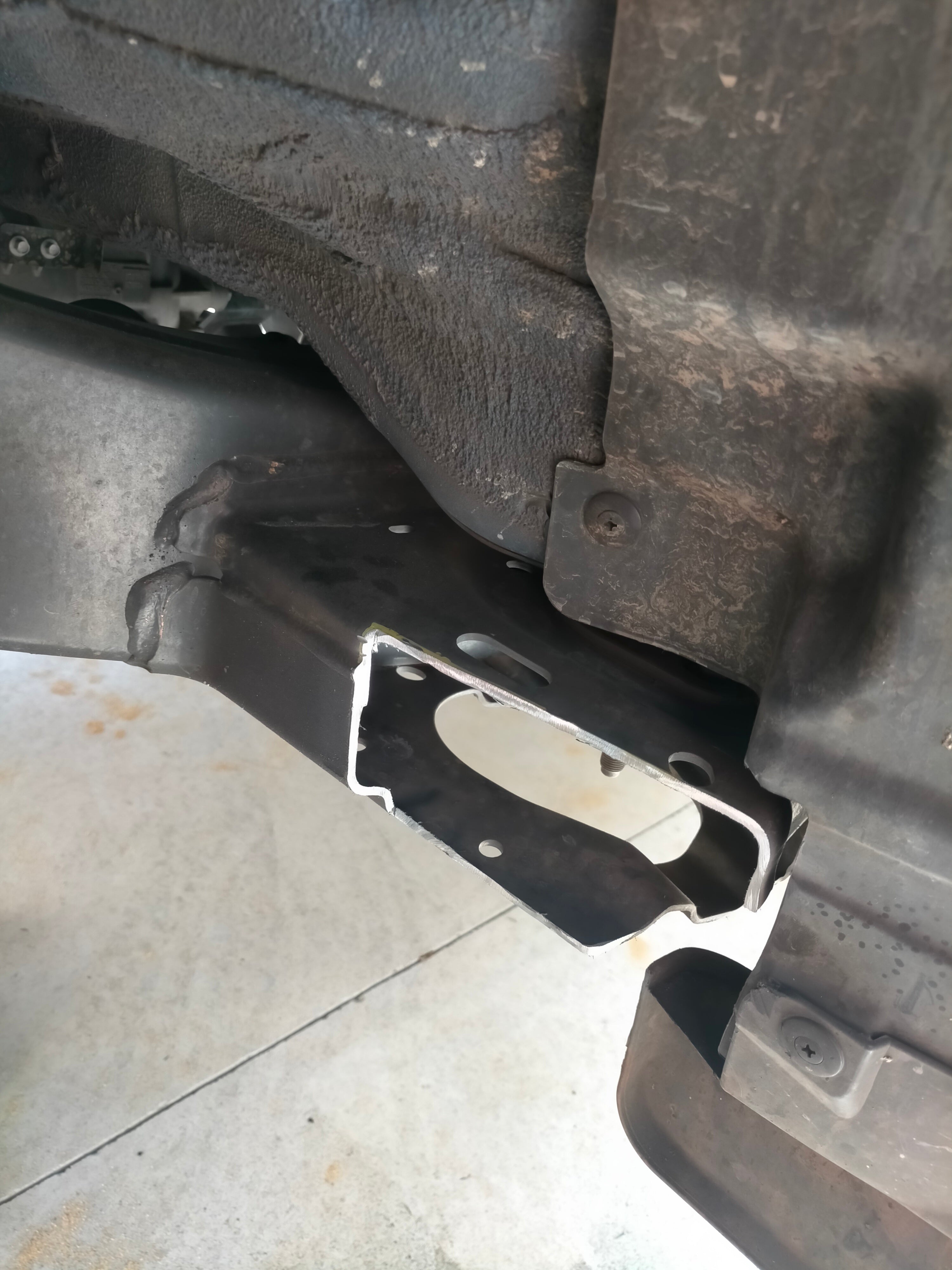 Labour - Body Mount Chop – JM 4X4 Suspension