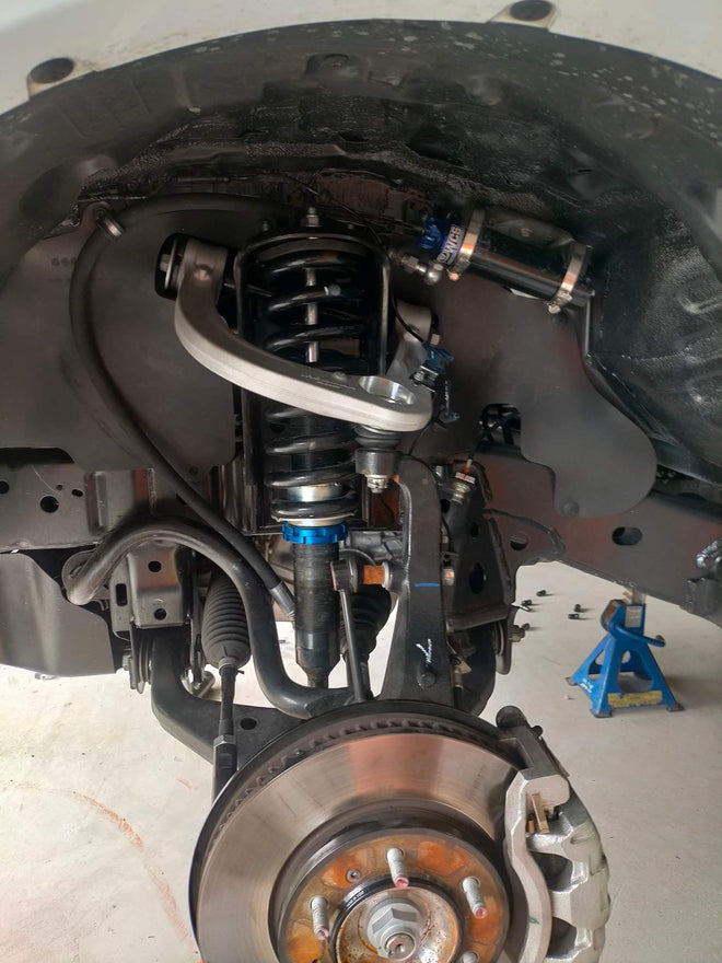 GWM Tank 1-3" Remote Res Struts (Complete Assembly) – JM 4X4 Suspension